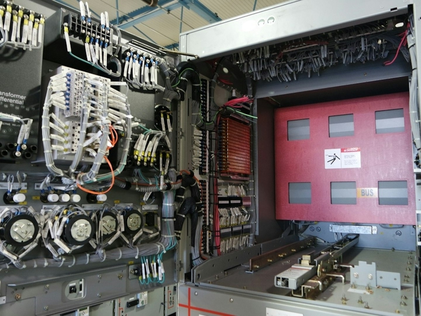 4160 Voltage Siemens Switchgear – Never Used | Gibbs International